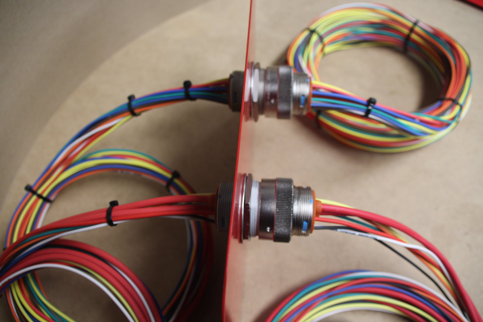 DM0901 - Metal Firewall/Bulkhead Connector Kit, 9 Circuit (4-6 week de